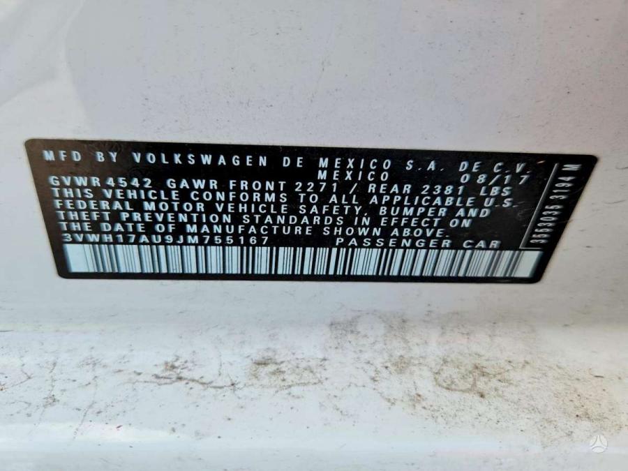 White Volkswagen Golf Alltrack 2018 in Siauliai, with an engine capacity of 1.80 L and mileage of 128 thousand km for 5100 €, photo 14 on AUTOMOTO.COM.LV