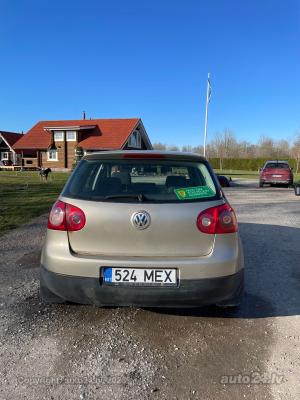 Beige Volkswagen Golf 2005 in Tallinn, with an engine capacity of 1.60 L and mileage of 163 thousand km for 1900 €, photo 6 on AUTOMOTO.COM.LV