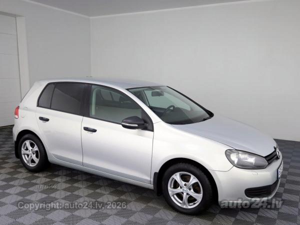 Beige Volkswagen Golf 2010 in Tallinn, with an engine capacity of 1.20 L and mileage of 187 thousand km for 3499 €, photo 1 on AUTOMOTO.COM.LV