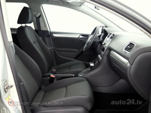 Smilšu krāsa Volkswagen Golf 2010 Tallina, ar dzinēja tilpumu 1.20 L un nobraukumu 187 tūkst. km par 3499 €, foto 6 vietnē AUTOMOTO.COM.LV