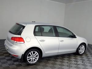 Beige Volkswagen Golf 2010 in Tallinn, with an engine capacity of 1.20 L and mileage of 186 thousand km for 2799 €, photo 4 on AUTOMOTO.COM.LV
