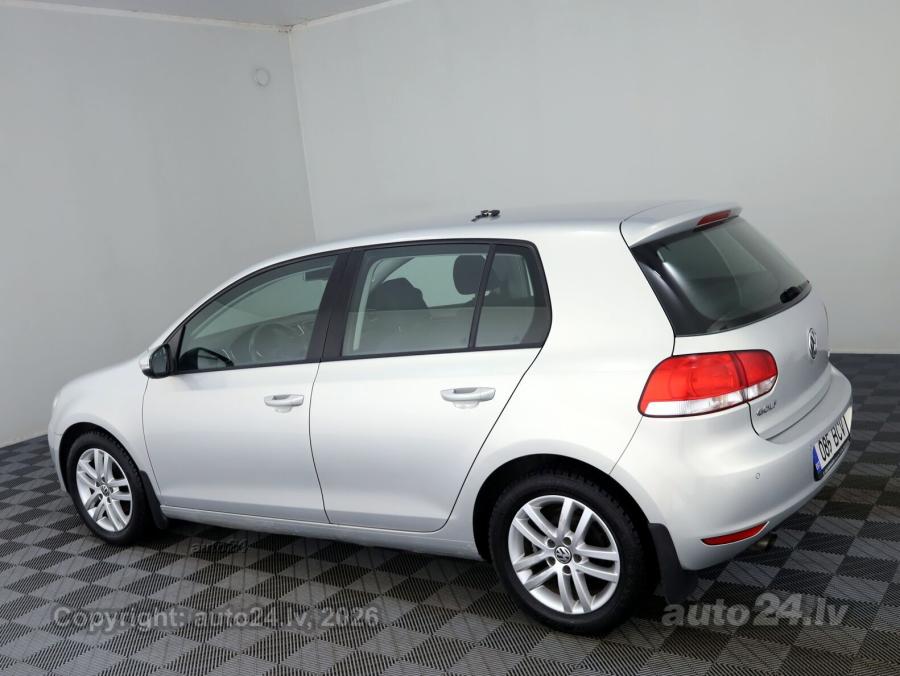 Beige Volkswagen Golf 2010 in Tallinn, with an engine capacity of 1.20 L and mileage of 186 thousand km for 2799 €, photo 5 on AUTOMOTO.COM.LV