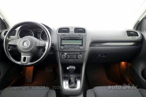 Beige Volkswagen Golf 2010 in Tallinn, with an engine capacity of 1.20 L and mileage of 186 thousand km for 2799 €, photo 6 on AUTOMOTO.COM.LV