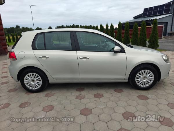 Smilšu krāsa Volkswagen Golf 2011 Paide, ar dzinēja tilpumu 1.20 L un nobraukumu 234 tūkst. km par 3990 €, foto 3 vietnē AUTOMOTO.COM.LV