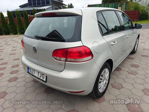 Smilšu krāsa Volkswagen Golf 2011 Paide, ar dzinēja tilpumu 1.20 L un nobraukumu 234 tūkst. km par 3990 €, foto 4 vietnē AUTOMOTO.COM.LV