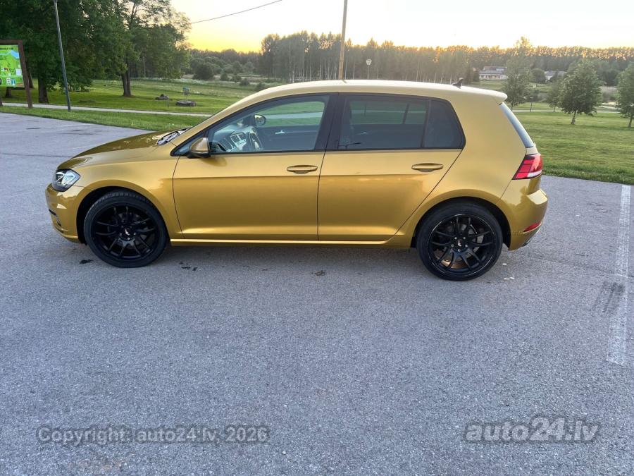 Smilšu krāsa Volkswagen Golf 2017 Tallina, ar dzinēja tilpumu 1.40 L un nobraukumu 12 tūkst. km par 14000 €, foto 4 vietnē AUTOMOTO.COM.LV