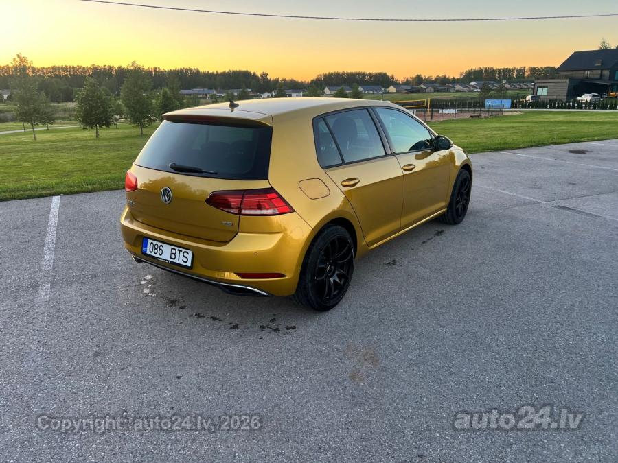 Smilšu krāsa Volkswagen Golf 2017 Tallina, ar dzinēja tilpumu 1.40 L un nobraukumu 12 tūkst. km par 14000 €, foto 7 vietnē AUTOMOTO.COM.LV