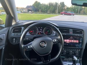 Smilšu krāsa Volkswagen Golf 2017 Tallina, ar dzinēja tilpumu 1.40 L un nobraukumu 12 tūkst. km par 14000 €, foto 12 vietnē AUTOMOTO.COM.LV