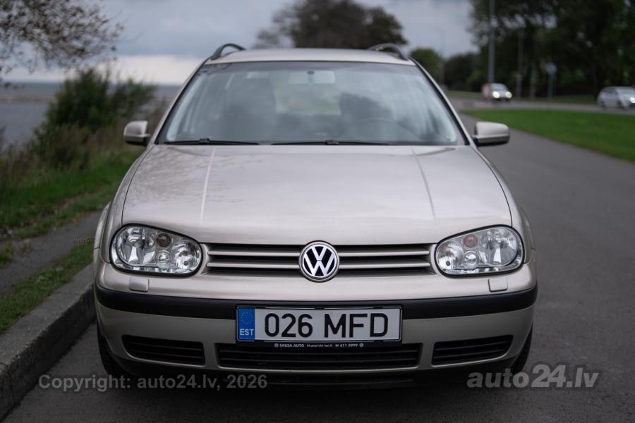 Smilšu krāsa Volkswagen Golf 2005 Tallina, ar dzinēja tilpumu 1.60 L un nobraukumu 50 tūkst. km par 4900 €, foto 6 vietnē AUTOMOTO.COM.LV