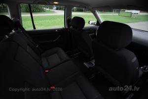 Smilšu krāsa Volkswagen Golf 2005 Tallina, ar dzinēja tilpumu 1.60 L un nobraukumu 50 tūkst. km par 4900 €, foto 8 vietnē AUTOMOTO.COM.LV