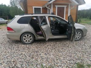 Smilšu krāsa Volkswagen Golf 2009 Veru, ar dzinēja tilpumu 1.90 L un nobraukumu 0 tūkst. km par 1800 €, foto 3 vietnē AUTOMOTO.COM.LV