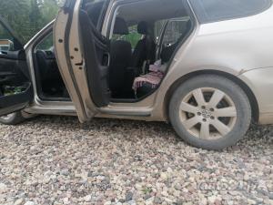 Smilšu krāsa Volkswagen Golf 2009 Veru, ar dzinēja tilpumu 1.90 L un nobraukumu 0 tūkst. km par 1800 €, foto 10 vietnē AUTOMOTO.COM.LV