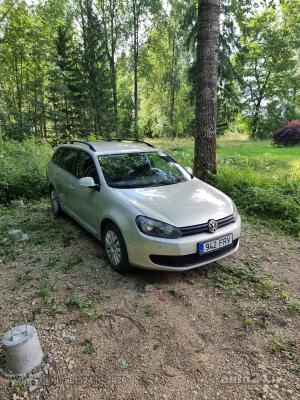 Smilšu krāsa Volkswagen Golf 2012 Rakvere, ar dzinēja tilpumu 1.60 L un nobraukumu 460 tūkst. km par 2500 €, foto 4 vietnē AUTOMOTO.COM.LV