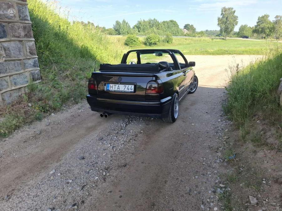 Black Volkswagen Golf 1996 in Kretinga, with an engine capacity of 1.90 L and mileage of 271 thousand km for 3200 €, photo 3 on AUTOMOTO.COM.LV
