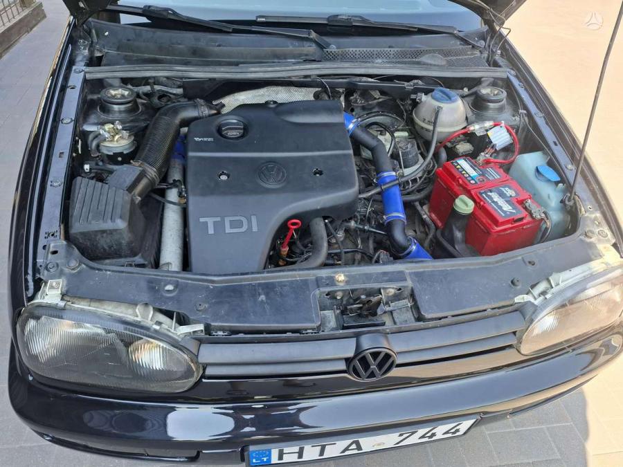 Black Volkswagen Golf 1996 in Kretinga, with an engine capacity of 1.90 L and mileage of 271 thousand km for 3200 €, photo 10 on AUTOMOTO.COM.LV