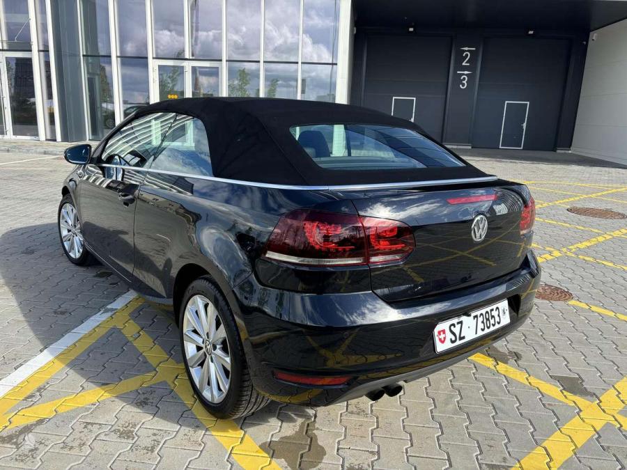 Melns Volkswagen Golf 2011 Viļņa, ar dzinēja tilpumu 1.40 L un nobraukumu 170 tūkst. km par 5450 €, foto 4 vietnē AUTOMOTO.COM.LV