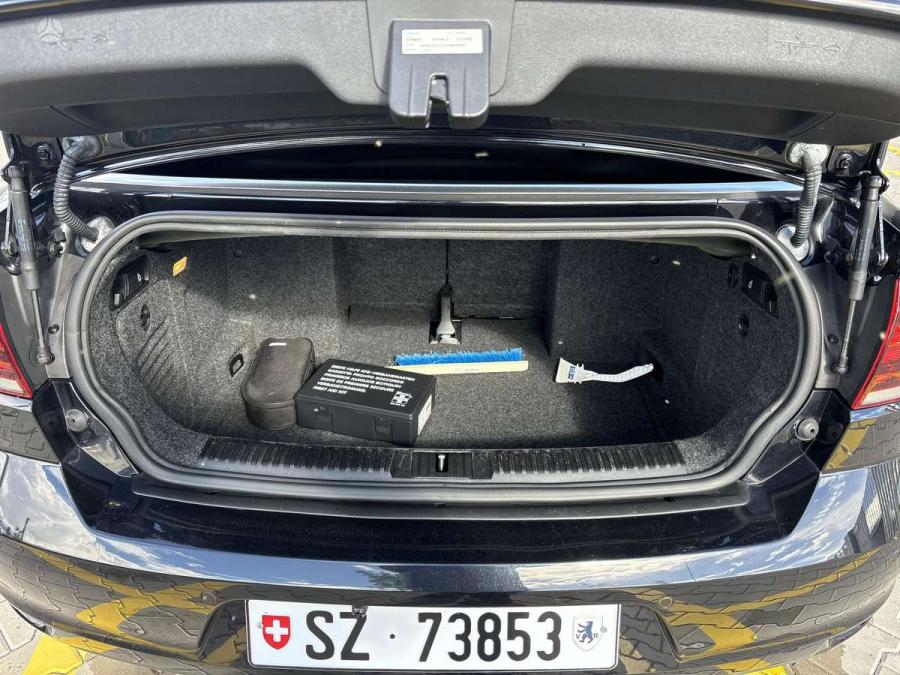 Melns Volkswagen Golf 2011 Viļņa, ar dzinēja tilpumu 1.40 L un nobraukumu 170 tūkst. km par 5450 €, foto 17 vietnē AUTOMOTO.COM.LV