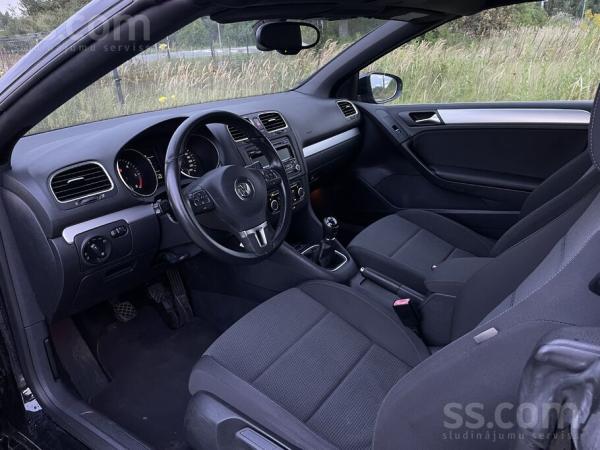 Melns Volkswagen Golf 2011 Rīga, ar dzinēja tilpumu 1.60 L un nobraukumu 175 tūkst. km par 5800 €, foto 8 vietnē AUTOMOTO.COM.LV
