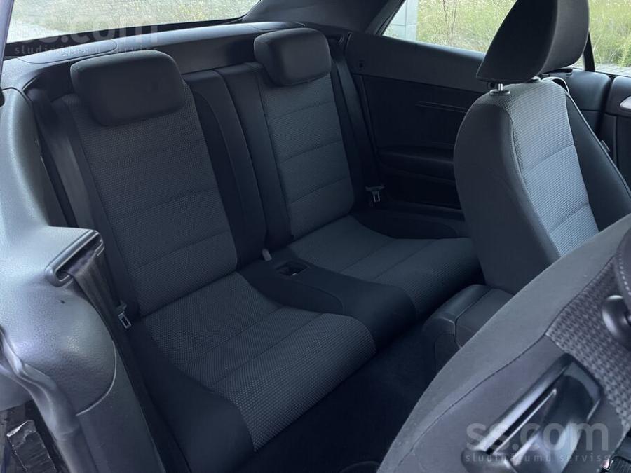 Melns Volkswagen Golf 2011 Rīga, ar dzinēja tilpumu 1.60 L un nobraukumu 175 tūkst. km par 5800 €, foto 10 vietnē AUTOMOTO.COM.LV