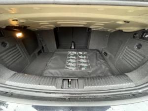 Black Volkswagen Golf 2012 in Riga, with an engine capacity of 1.60 L and mileage of 173 thousand km for 5750 €, photo 5 on AUTOMOTO.COM.LV