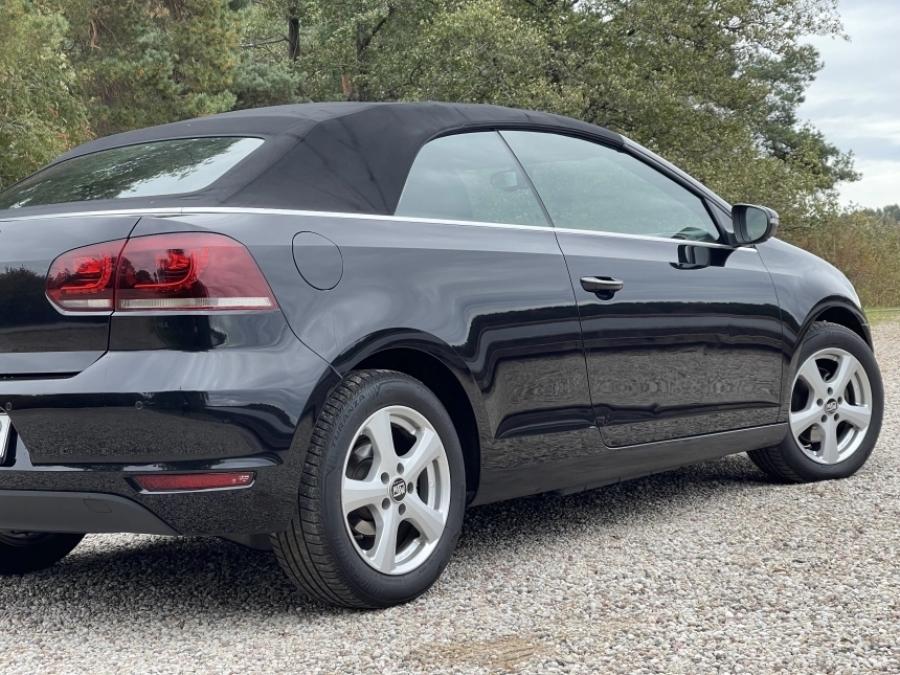 Black Volkswagen Golf 2012 in Riga, with an engine capacity of 1.60 L and mileage of 173 thousand km for 5750 €, photo 33 on AUTOMOTO.COM.LV