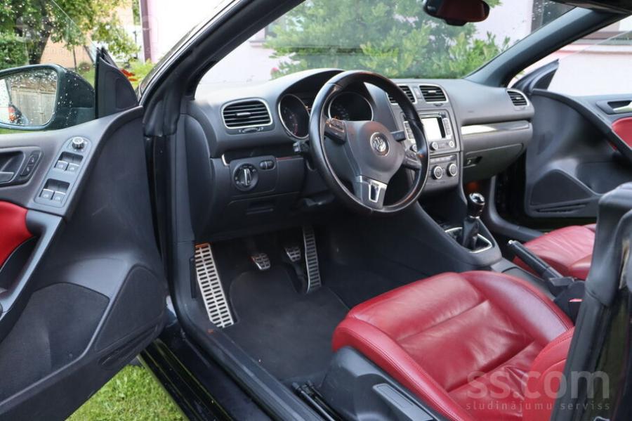 Melns Volkswagen Golf 2013 Jelgava, ar dzinēja tilpumu 1.40 L un nobraukumu 168 tūkst. km par 7900 €, foto 10 vietnē AUTOMOTO.COM.LV