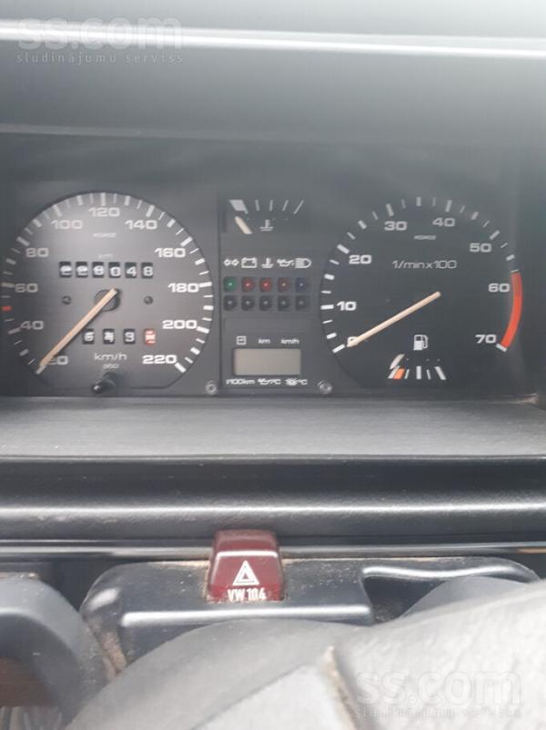 Melns Volkswagen Golf 1991 Rīga, ar dzinēja tilpumu 1.80 L un nobraukumu 228 tūkst. km par 2200 €, foto 7 vietnē AUTOMOTO.COM.LV