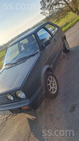 Melns Volkswagen Golf 1991 Bauska, ar dzinēja tilpumu 1.90 L un nobraukumu 273 tūkst. km par 1350 €, foto 4 vietnē AUTOMOTO.COM.LV