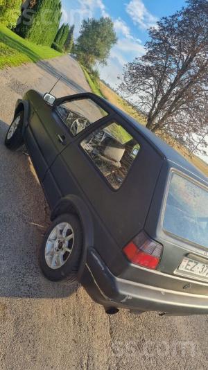 Melns Volkswagen Golf 1991 Bauska, ar dzinēja tilpumu 1.90 L un nobraukumu 273 tūkst. km par 1350 €, foto 6 vietnē AUTOMOTO.COM.LV