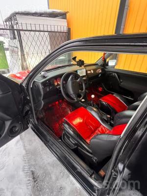 Melns Volkswagen Golf 1995 Rīga, ar dzinēja tilpumu 1.90 L un nobraukumu 0 tūkst. km par 2000 €, foto 8 vietnē AUTOMOTO.COM.LV