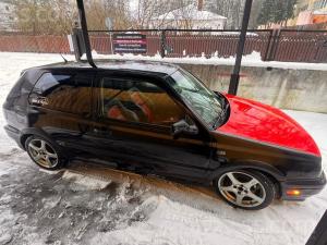 Melns Volkswagen Golf 1995 Rīga, ar dzinēja tilpumu 1.90 L un nobraukumu 0 tūkst. km par 2000 €, foto 11 vietnē AUTOMOTO.COM.LV