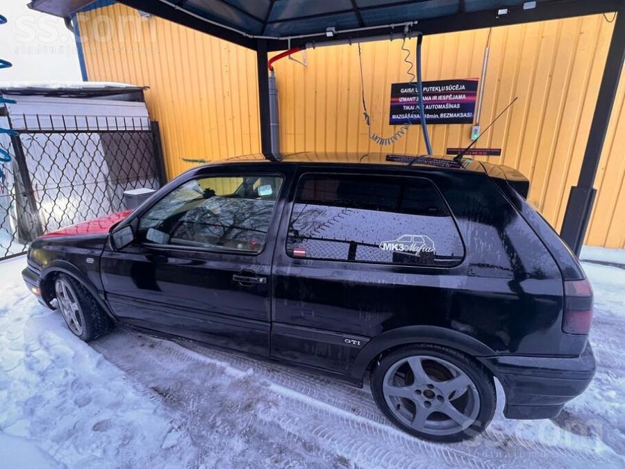 Melns Volkswagen Golf 1995 Rīga, ar dzinēja tilpumu 1.90 L un nobraukumu 0 tūkst. km par 2000 €, foto 15 vietnē AUTOMOTO.COM.LV