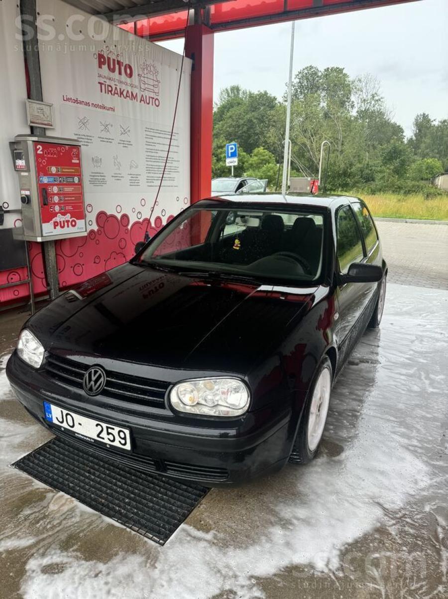 Black Volkswagen Golf 1999 in Valmiera, with an engine capacity of 1.90 L and mileage of 229 thousand km for 1350 €, photo 1 on AUTOMOTO.COM.LV