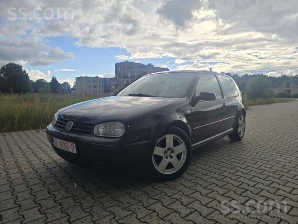 Black Volkswagen Golf 1999 in Riga, with an engine capacity of 1.80 L and mileage of 252 thousand km for 1890 €, photo 2 on AUTOMOTO.COM.LV