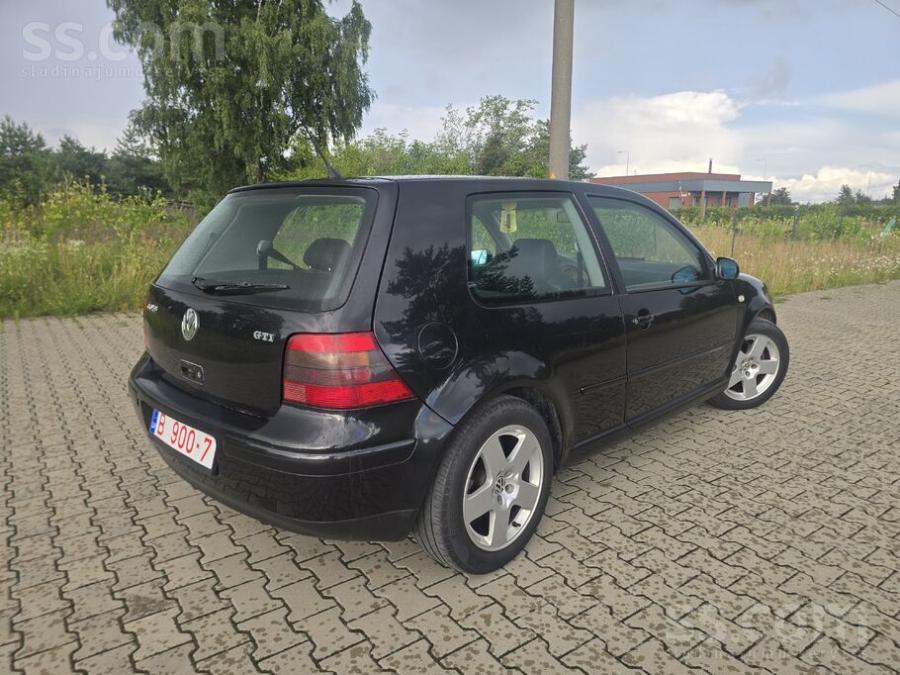 Melns Volkswagen Golf 1999 Rīga, ar dzinēja tilpumu 1.80 L un nobraukumu 252 tūkst. km par 1890 €, foto 4 vietnē AUTOMOTO.COM.LV