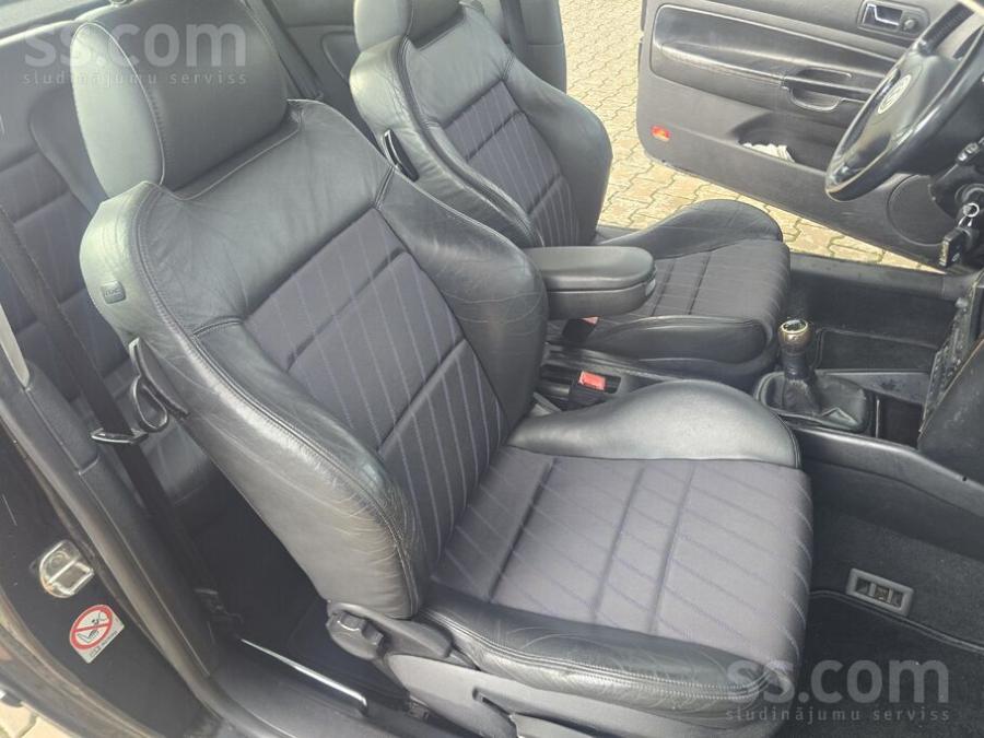 Melns Volkswagen Golf 1999 Rīga, ar dzinēja tilpumu 1.80 L un nobraukumu 252 tūkst. km par 1890 €, foto 9 vietnē AUTOMOTO.COM.LV