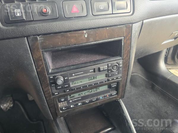 Black Volkswagen Golf 1999 in Riga, with an engine capacity of 1.80 L and mileage of 252 thousand km for 1890 €, photo 10 on AUTOMOTO.COM.LV
