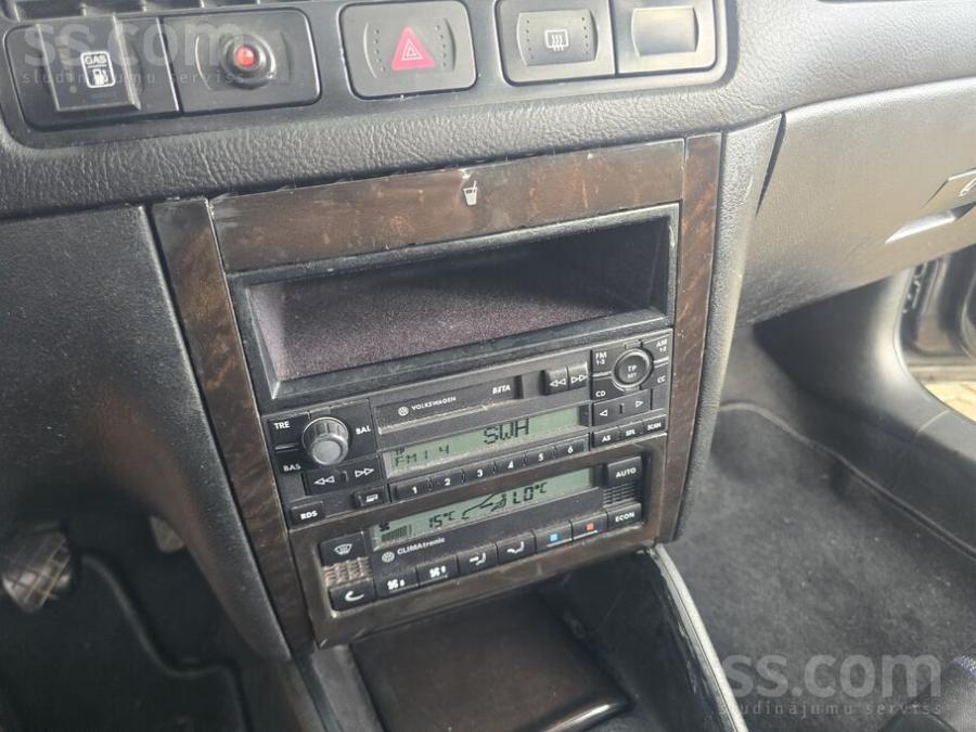 Melns Volkswagen Golf 1999 Rīga, ar dzinēja tilpumu 1.80 L un nobraukumu 252 tūkst. km par 1890 €, foto 11 vietnē AUTOMOTO.COM.LV