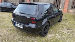 Black Volkswagen Golf 1999 in Limbazi, with an engine capacity of 1.80 L and mileage of 300 thousand km for 3300 €, photo 5 on AUTOMOTO.COM.LV