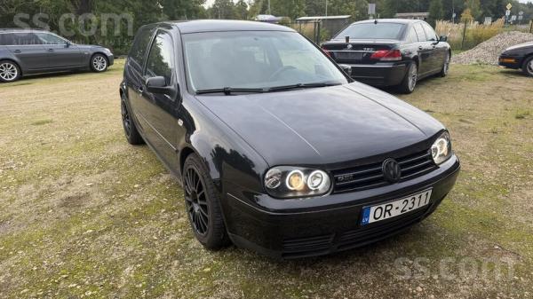 Black Volkswagen Golf 1999 in Limbazi, with an engine capacity of 1.80 L and mileage of 300 thousand km for 3300 €, photo 4 on AUTOMOTO.COM.LV