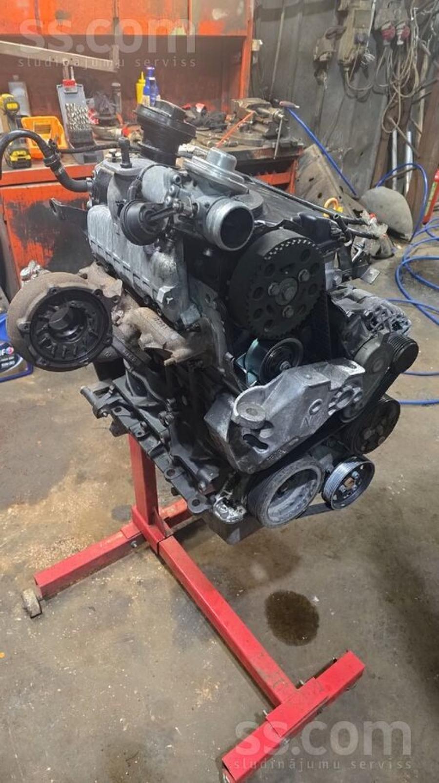 Melns Volkswagen Golf 2001 Dobele, ar dzinēja tilpumu 1.90 L un nobraukumu 410 tūkst. km par 1200 €, foto 7 vietnē AUTOMOTO.COM.LV