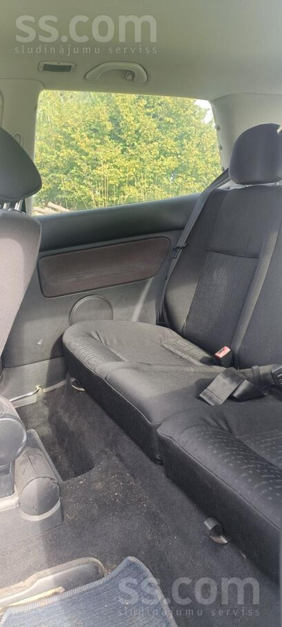 Melns Volkswagen Golf 2002 Daugavpils, ar dzinēja tilpumu 1.40 L un nobraukumu 215 tūkst. km par 1300 €, foto 5 vietnē AUTOMOTO.COM.LV
