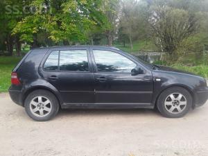 Black Volkswagen Golf 2003 in Riga, with an engine capacity of 1.90 L and mileage of 432 thousand km for 900 €, photo  on AUTOMOTO.COM.LV