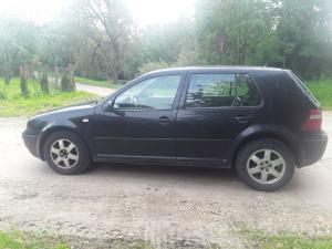 Melns Volkswagen Golf 2003 Rīga, ar dzinēja tilpumu 1.90 L un nobraukumu 432 tūkst. km par 900 €, foto 3 vietnē AUTOMOTO.COM.LV