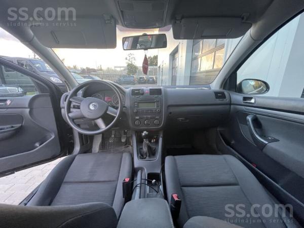 Melns Volkswagen Golf 2004 Rīga, ar dzinēja tilpumu 1.90 L un nobraukumu 356 tūkst. km par 1280 €, foto 7 vietnē AUTOMOTO.COM.LV