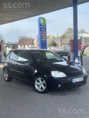 Melns Volkswagen Golf 2006 Kuldīga, ar dzinēja tilpumu 1.90 L un nobraukumu 0 tūkst. km par 1450 €, foto 1 vietnē AUTOMOTO.COM.LV