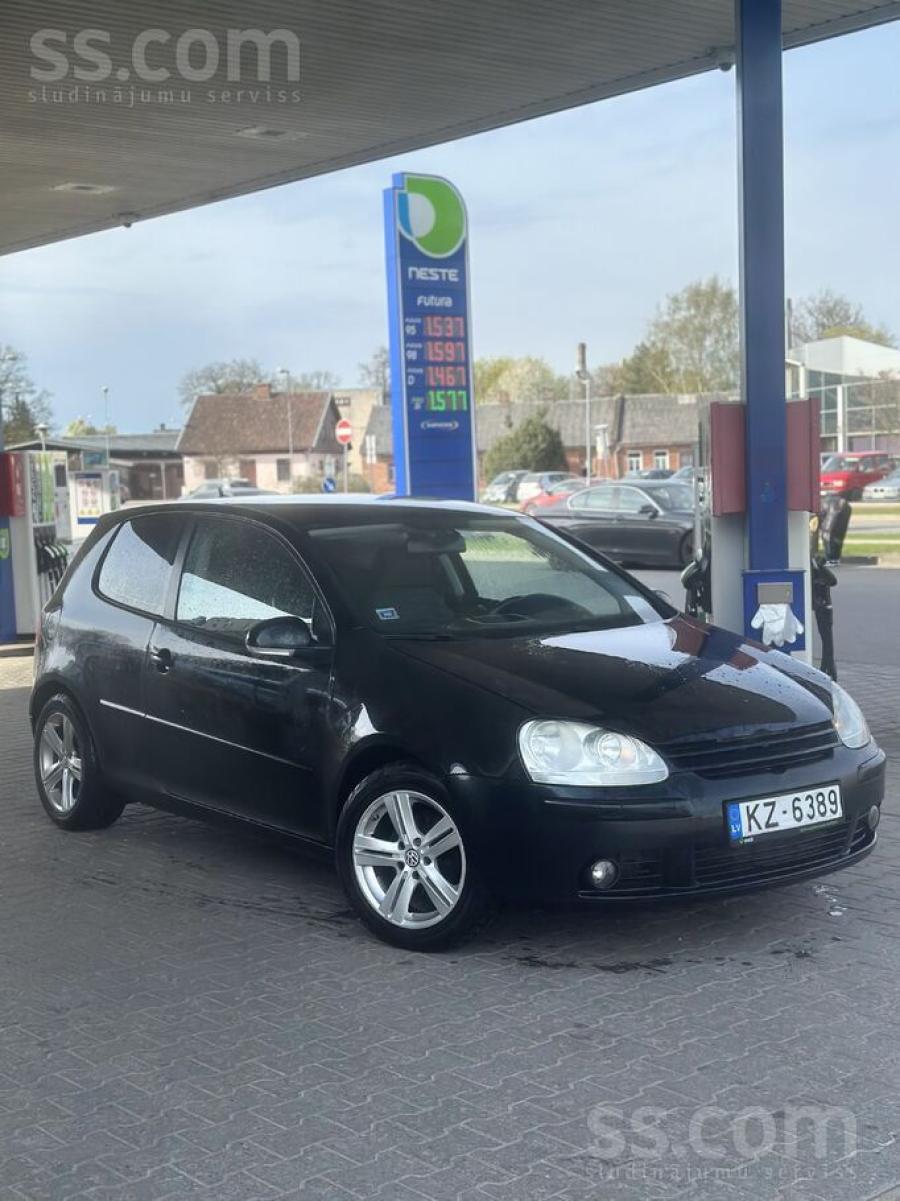 Melns Volkswagen Golf 2006 Kuldīga, ar dzinēja tilpumu 1.90 L un nobraukumu 0 tūkst. km par 1450 €, foto 1 vietnē AUTOMOTO.COM.LV
