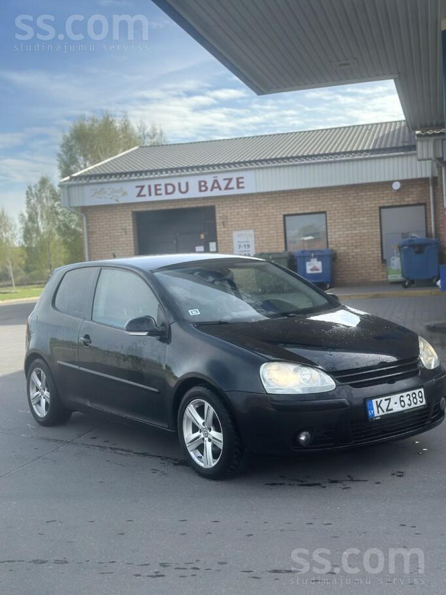 Melns Volkswagen Golf 2006 Kuldīga, ar dzinēja tilpumu 1.90 L un nobraukumu 0 tūkst. km par 1450 €, foto 4 vietnē AUTOMOTO.COM.LV