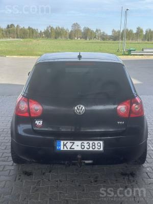Melns Volkswagen Golf 2006 Kuldīga, ar dzinēja tilpumu 1.90 L un nobraukumu 0 tūkst. km par 1450 €, foto 7 vietnē AUTOMOTO.COM.LV