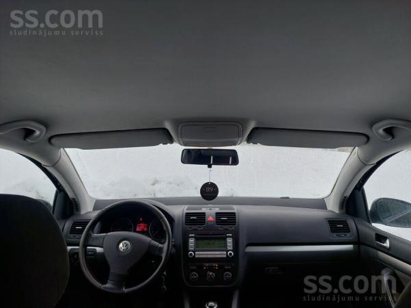 Melns Volkswagen Golf 2006 Liepāja, ar dzinēja tilpumu 2.00 L un nobraukumu 316 tūkst. km par 1100 €, foto 4 vietnē AUTOMOTO.COM.LV